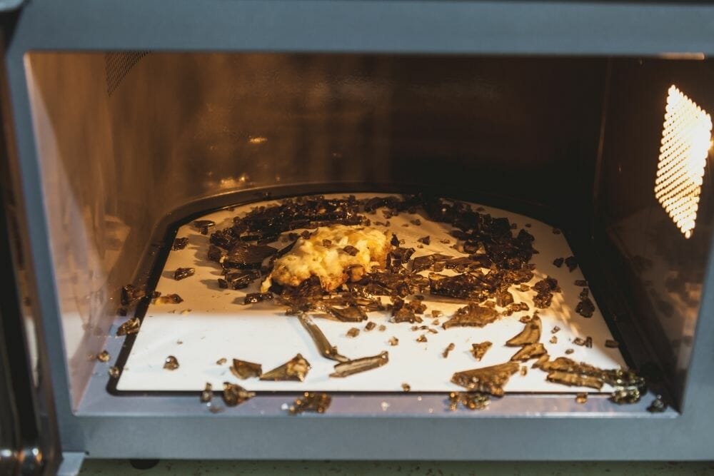 Can You Microwave Cold Pyrex? - The Rusty Spoon