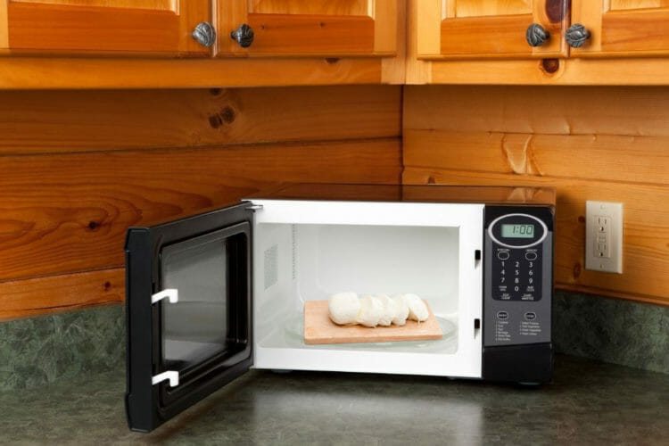 5 Ways To Melt Mozzarella Cheese In The Microwave Perfectly - The Rusty ...