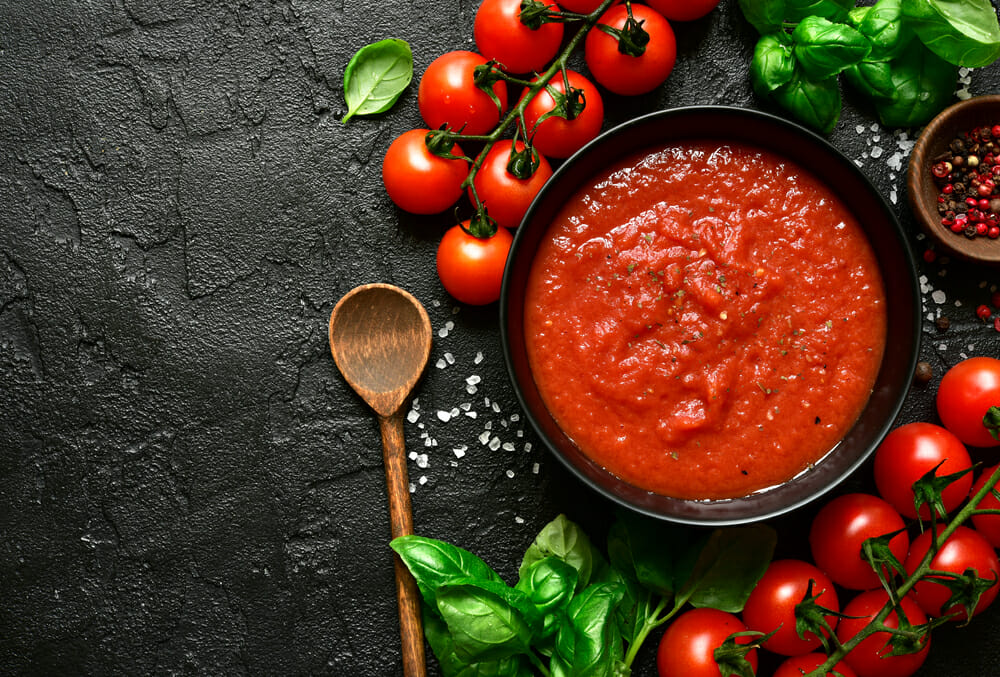 15 Best Tomato Puree Substitutes And How To Use Them - The Rusty Spoon