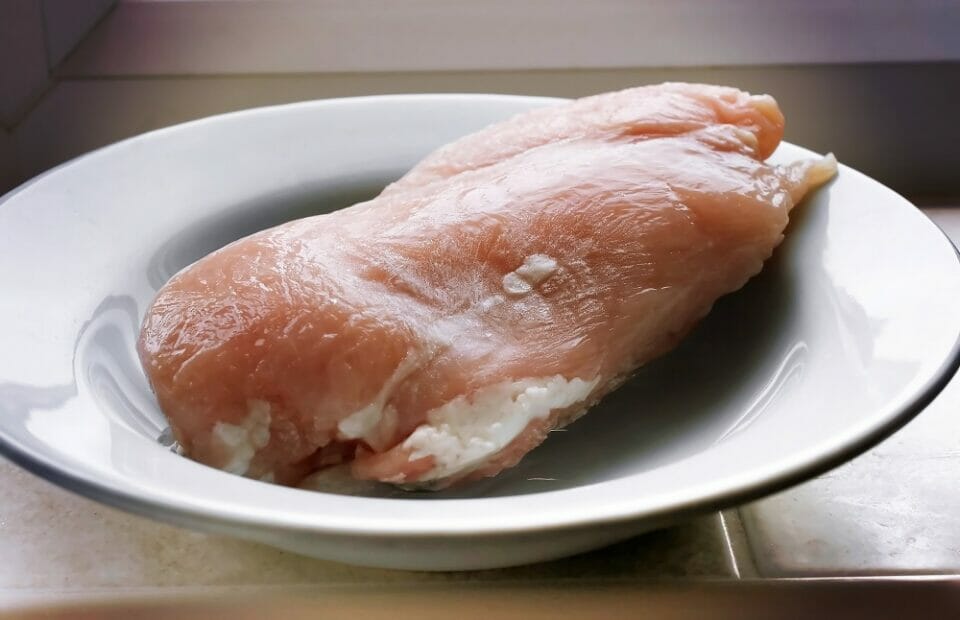 How To Defrost Chicken Breast In Microwave? - The Rusty Spoon
