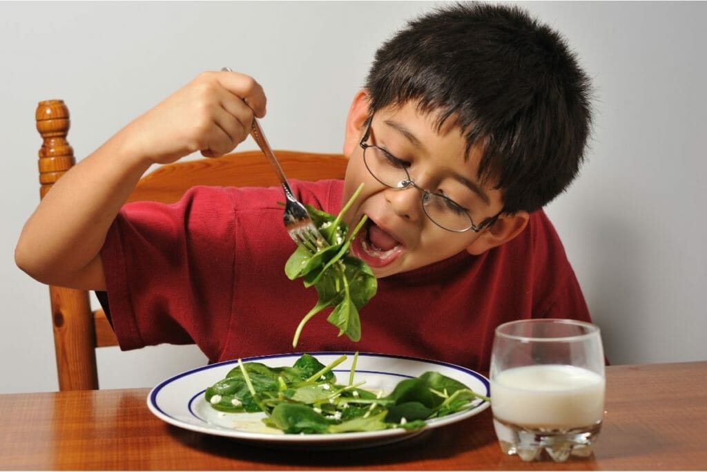 Why Do Your Teeth Feel Weird After Eating Spinach? - The Rusty Spoon