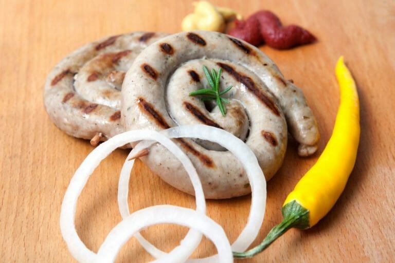 14 Best Bratwurst Toppings - The Rusty Spoon