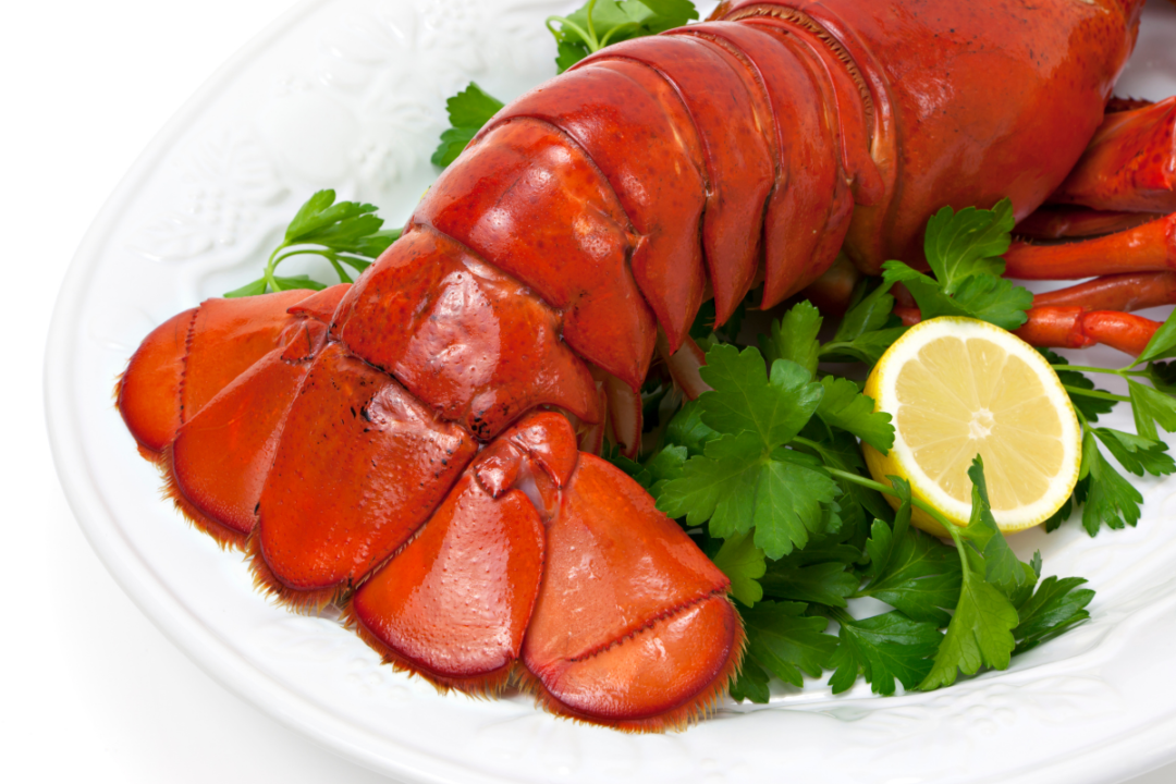 What To Eat With Lobster Tails (19 Amazing Side Dishes) - The Rusty Spoon