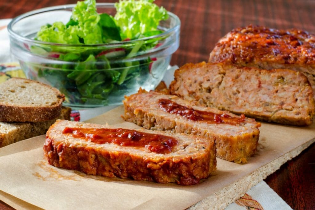 How To Check That Meatloaf Is Done (With Or Without A Meat Thermometer ...