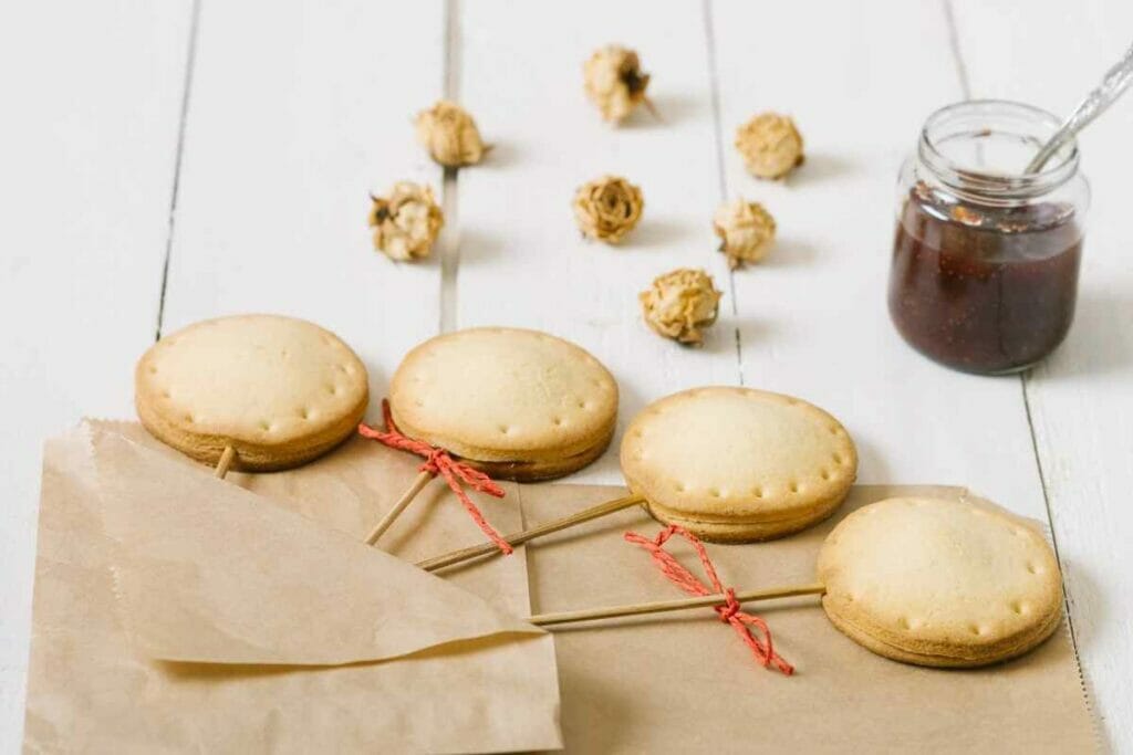 Have Leftover Pie Crust? Here Are 10 Genius Ways To Use It! - The Rusty ...