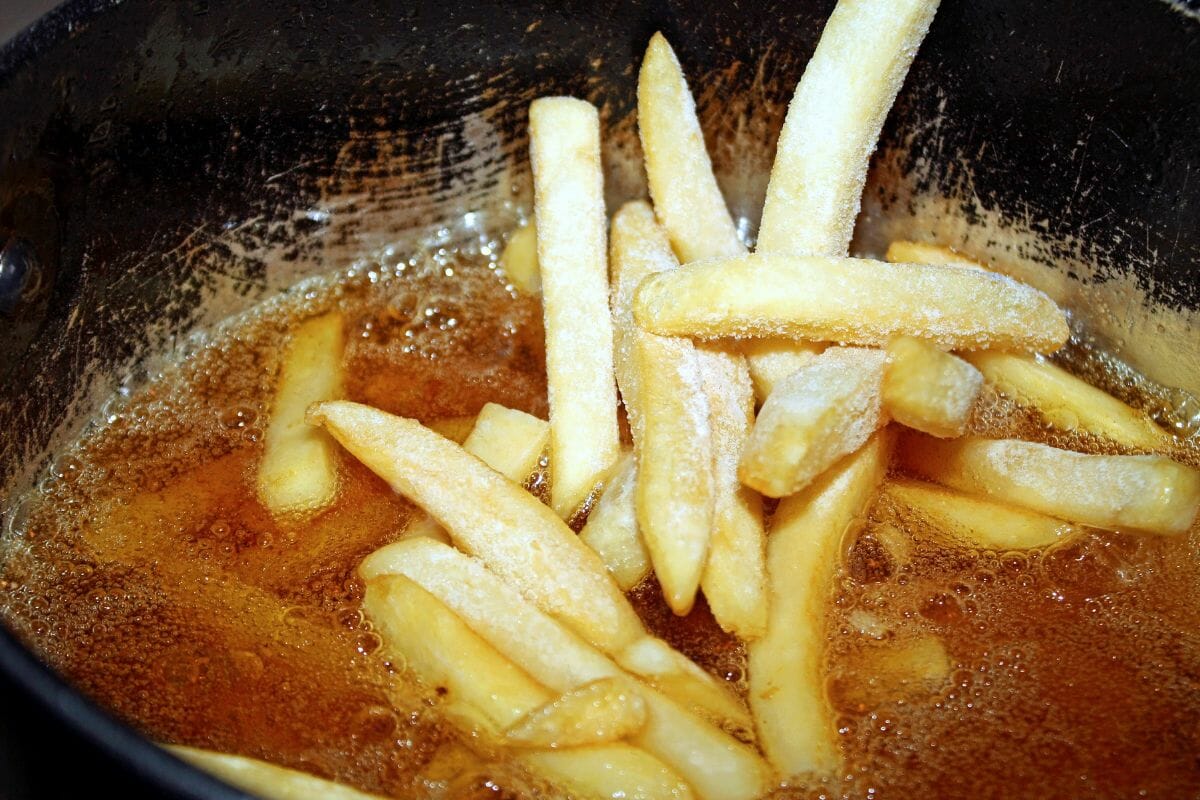 How To Fry Frozen French Fries - The Rusty Spoon