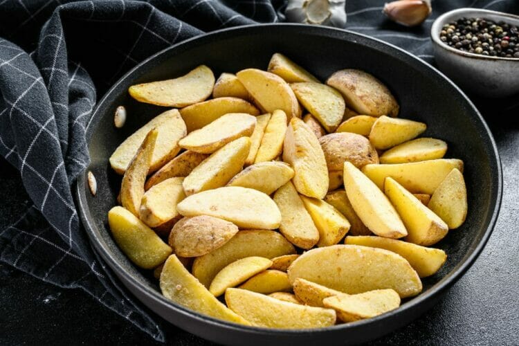 How To Fry Frozen French Fries - The Rusty Spoon