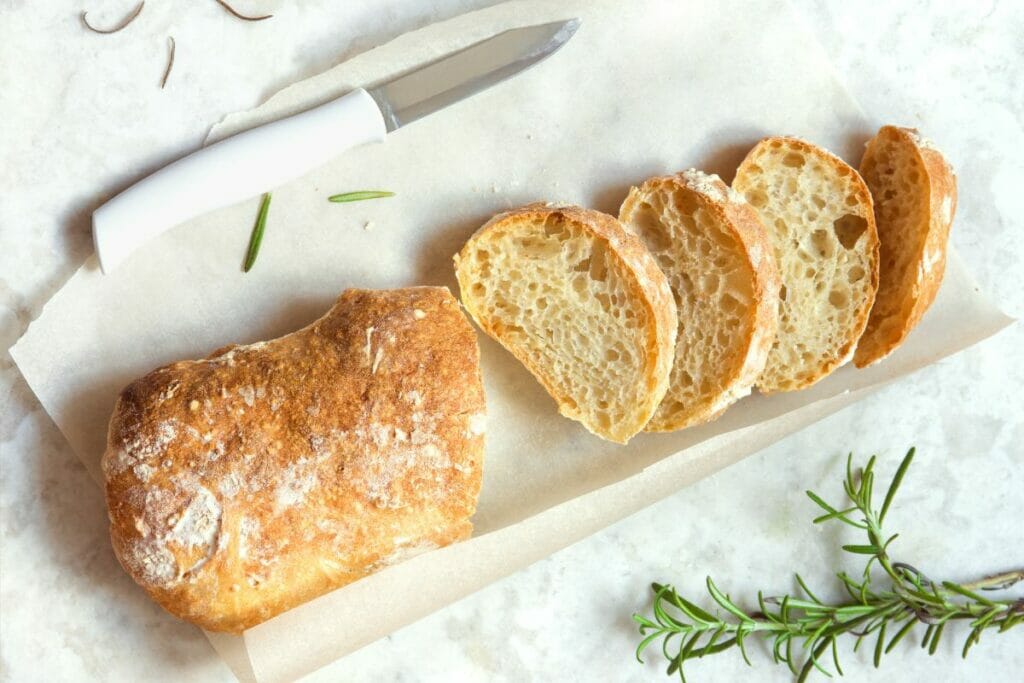 Easy Ways To Know How To Stop Bread From Going Moldy - The Rusty Spoon