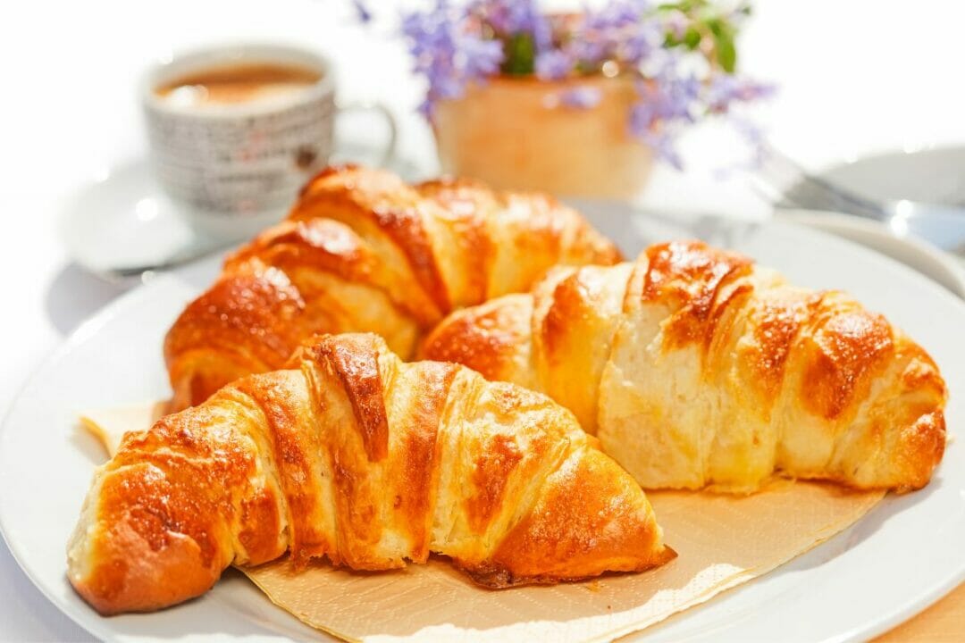9 Perfect Methods To Exactly Know How To Reheat Croissants - The Rusty ...