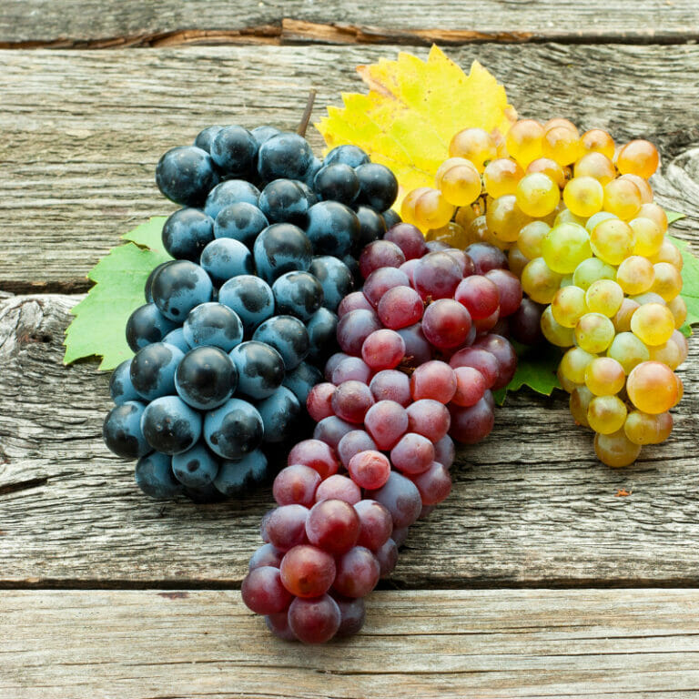 Are Grapes Acidic? And Bad For Acid Reflux? - The Rusty Spoon