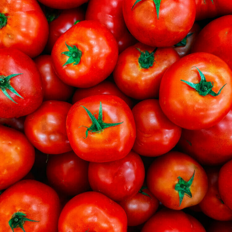 Are Tomatoes Acidic? And Bad For Acid Reflux? - The Rusty Spoon