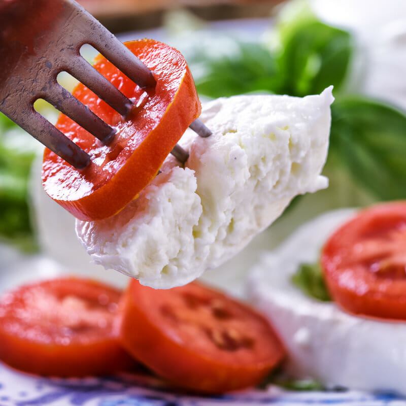 What Does Buffalo Mozzarella Taste Like? - The Rusty Spoon