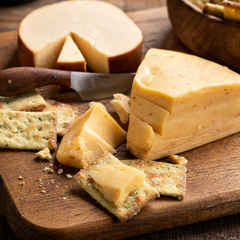 What Does Smoked Gouda Taste Like? - The Rusty Spoon