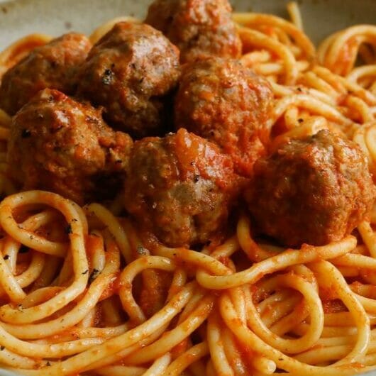 5 Perfect & Distinct Ways To Know How To Cook Frozen Meatballs - The ...