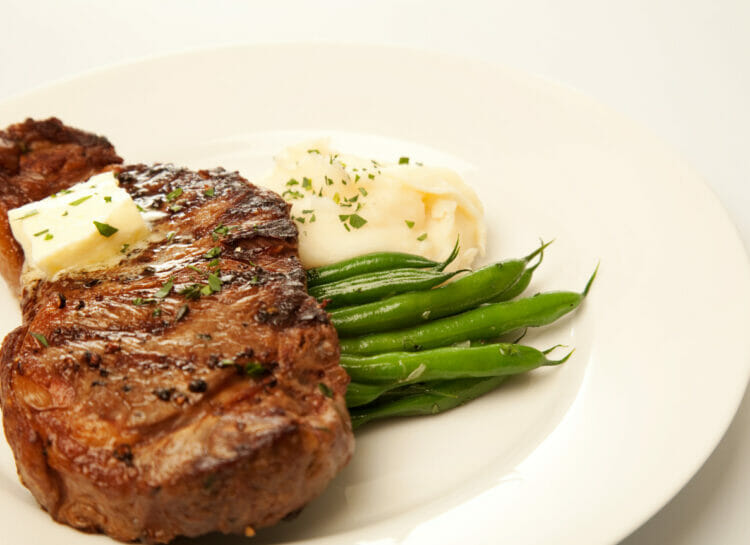 What Is A Beef Shell Steak And How Do You Cook It Best? - The Rusty Spoon