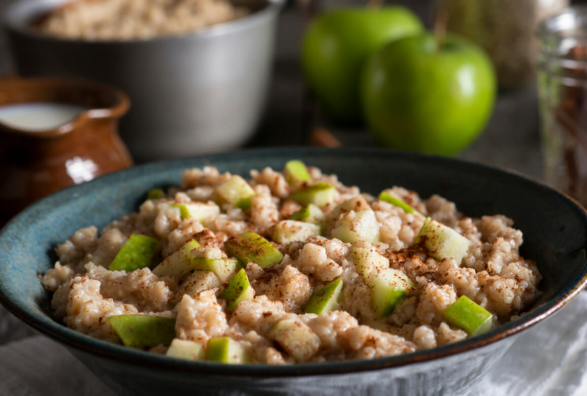 How Can You Tell If Oatmeal Has Gone Bad Using A Surefire Method? - The ...